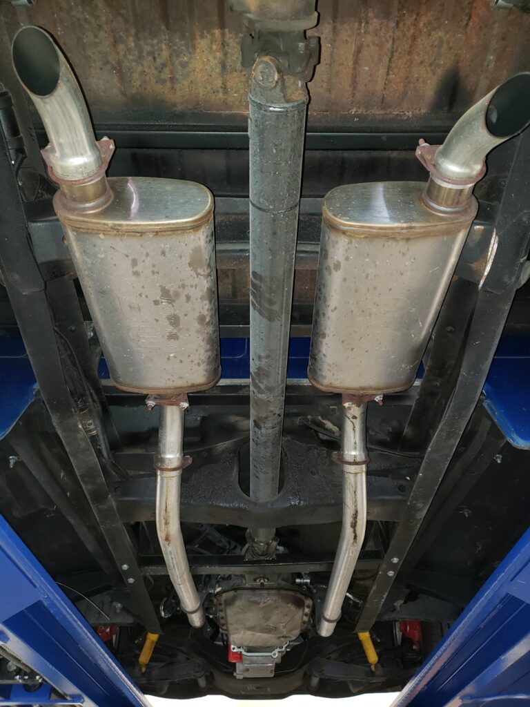 C10 dual exhaust with Flowmaster 40series - Wicked Wrench